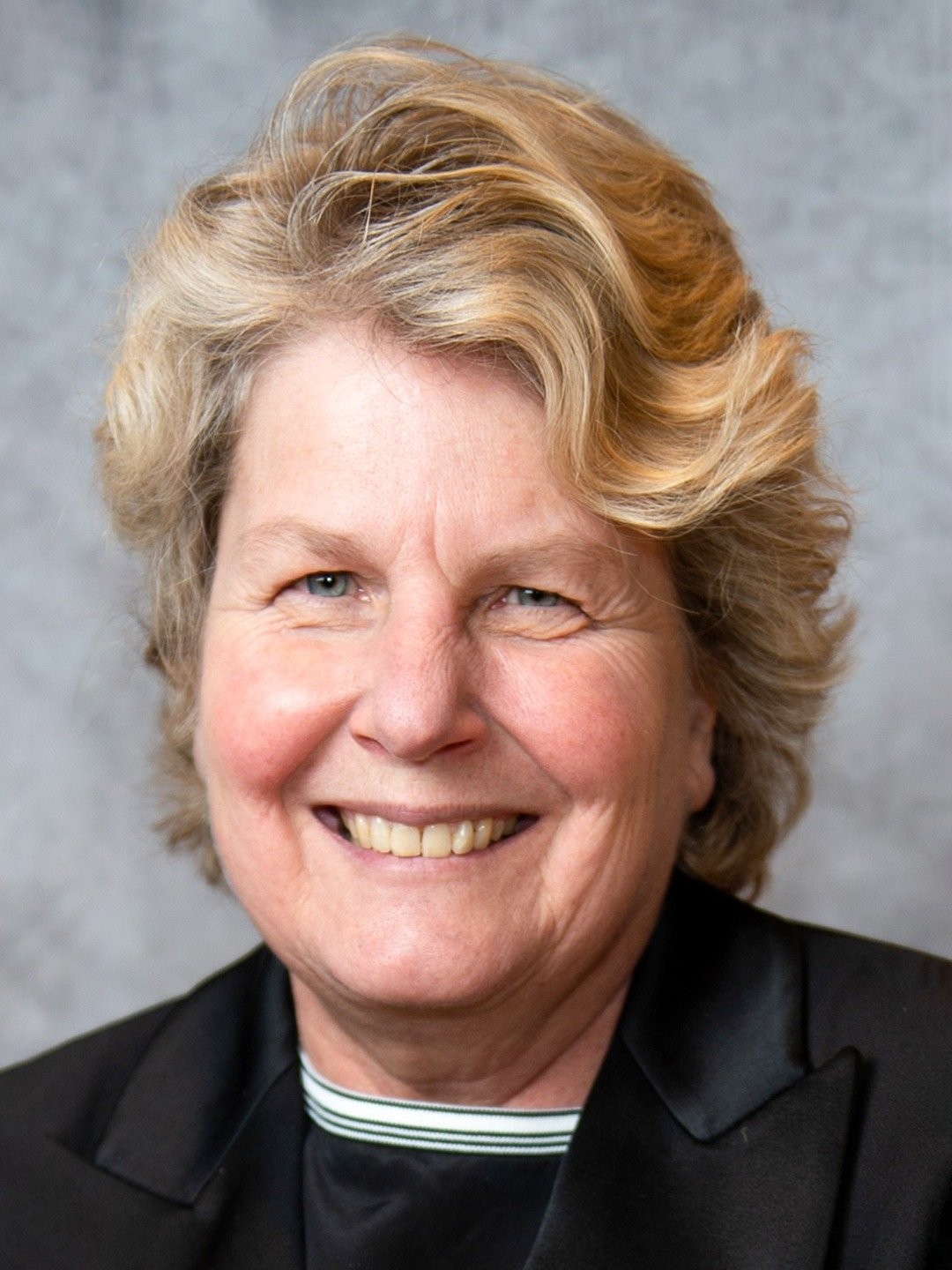 Sandi Toksvig Pictures | Rotten Tomatoes