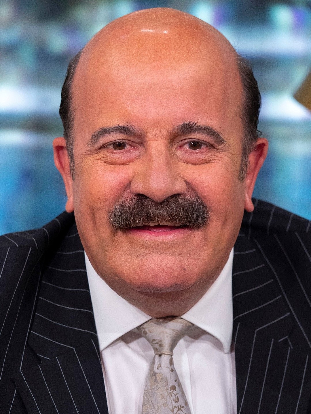 Willie Thorne Pictures | Rotten Tomatoes