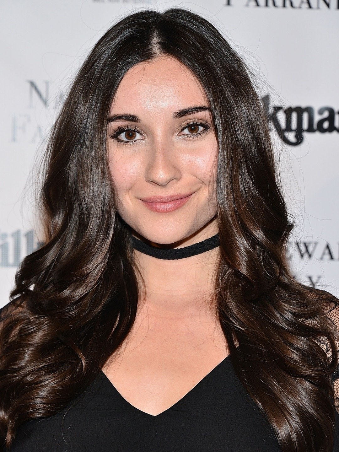 Lilah Richcreek Estrada Pictures | Rotten Tomatoes