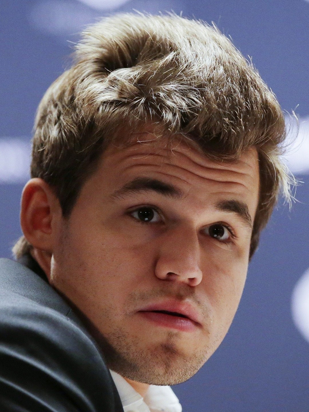 Magnus Carlsen Pictures | Rotten Tomatoes