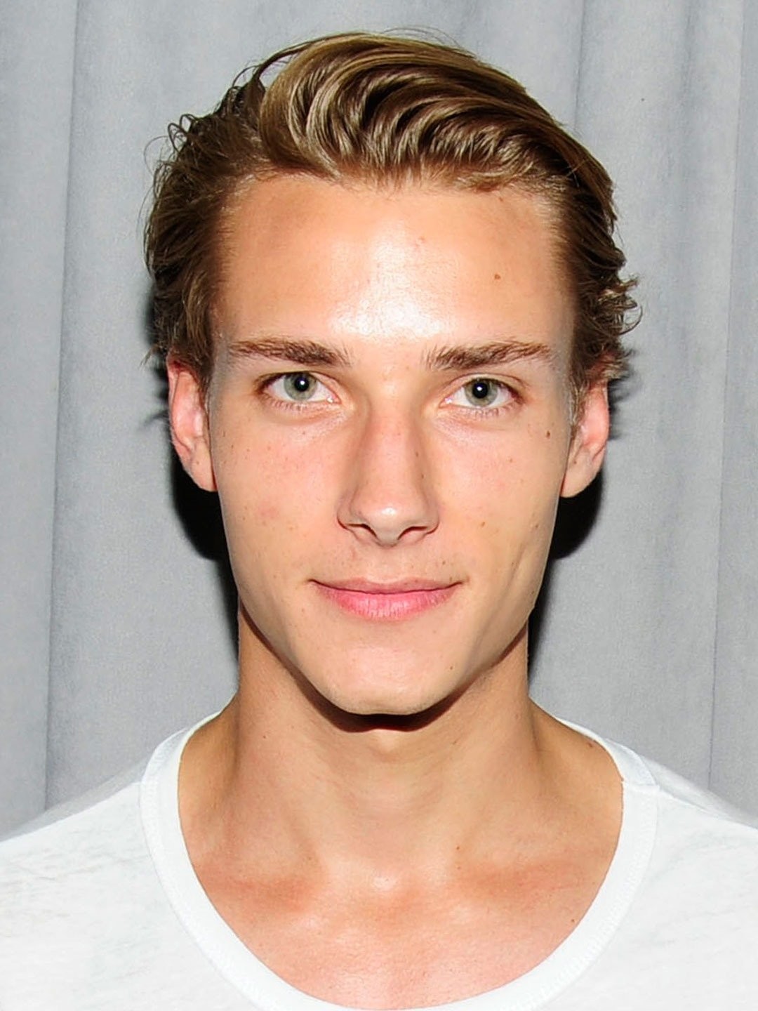 Niclas Gillis Pictures | Rotten Tomatoes