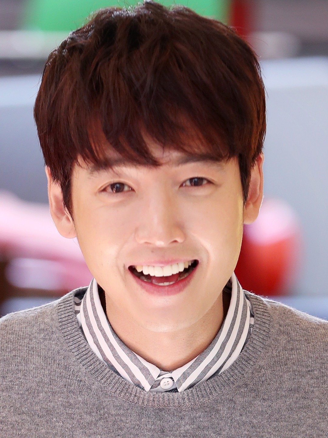 Jung Kyung-ho Pictures | Rotten Tomatoes