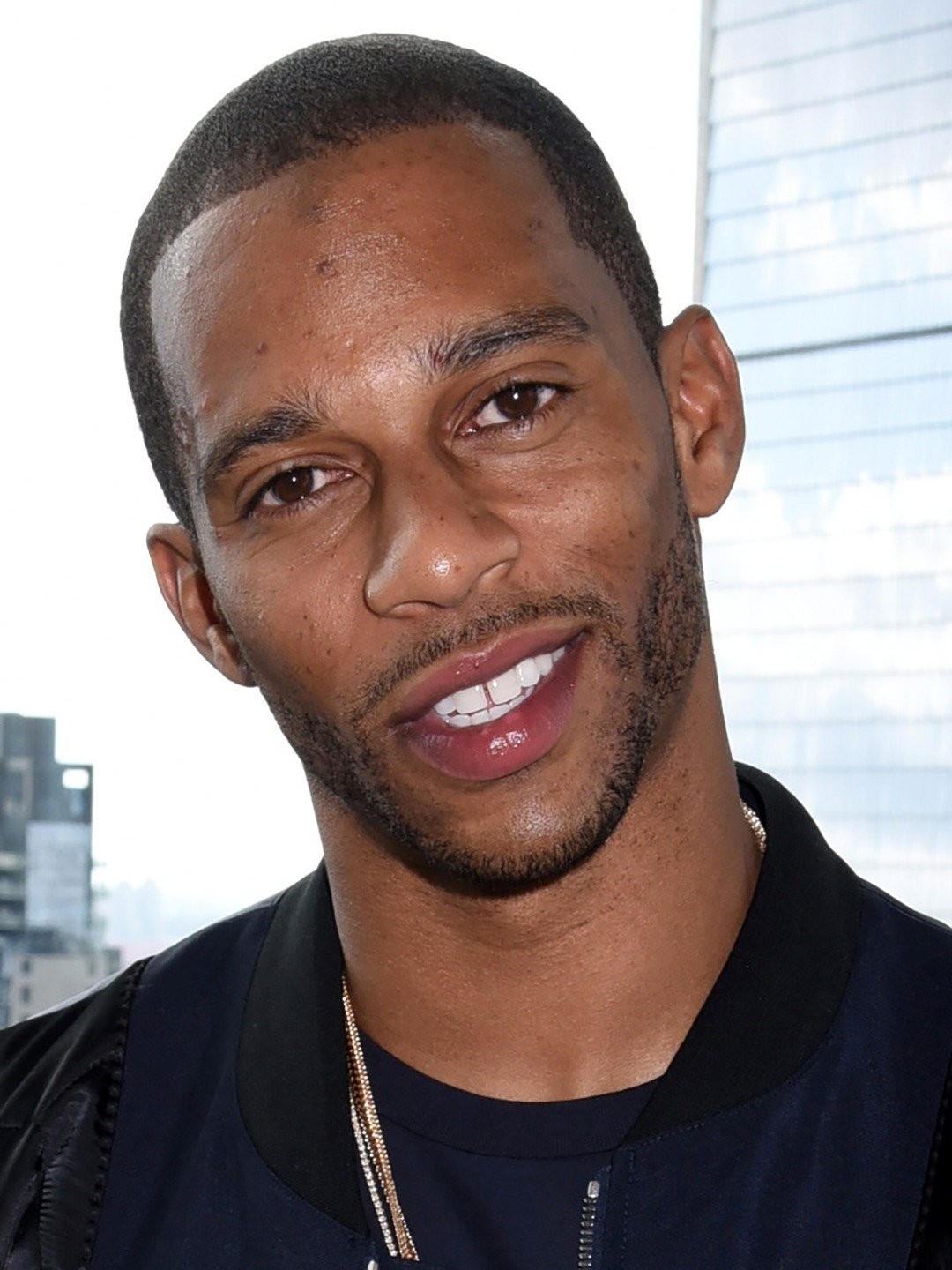 Victor Cruz Pictures | Rotten Tomatoes