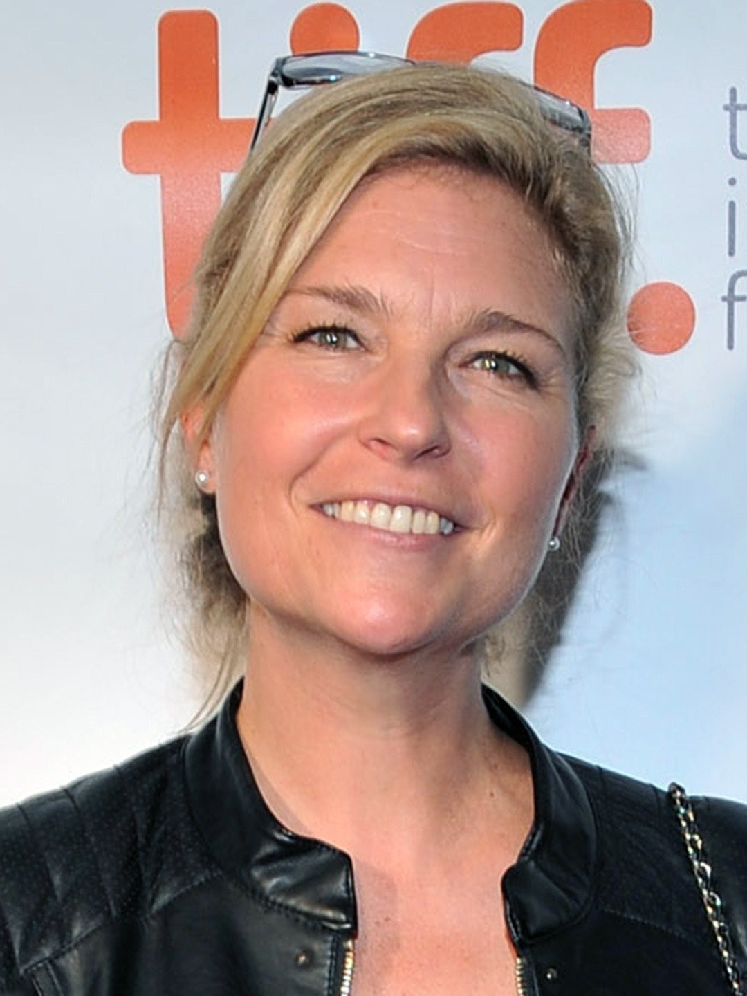 Nancy Florence Savard Pictures | Rotten Tomatoes