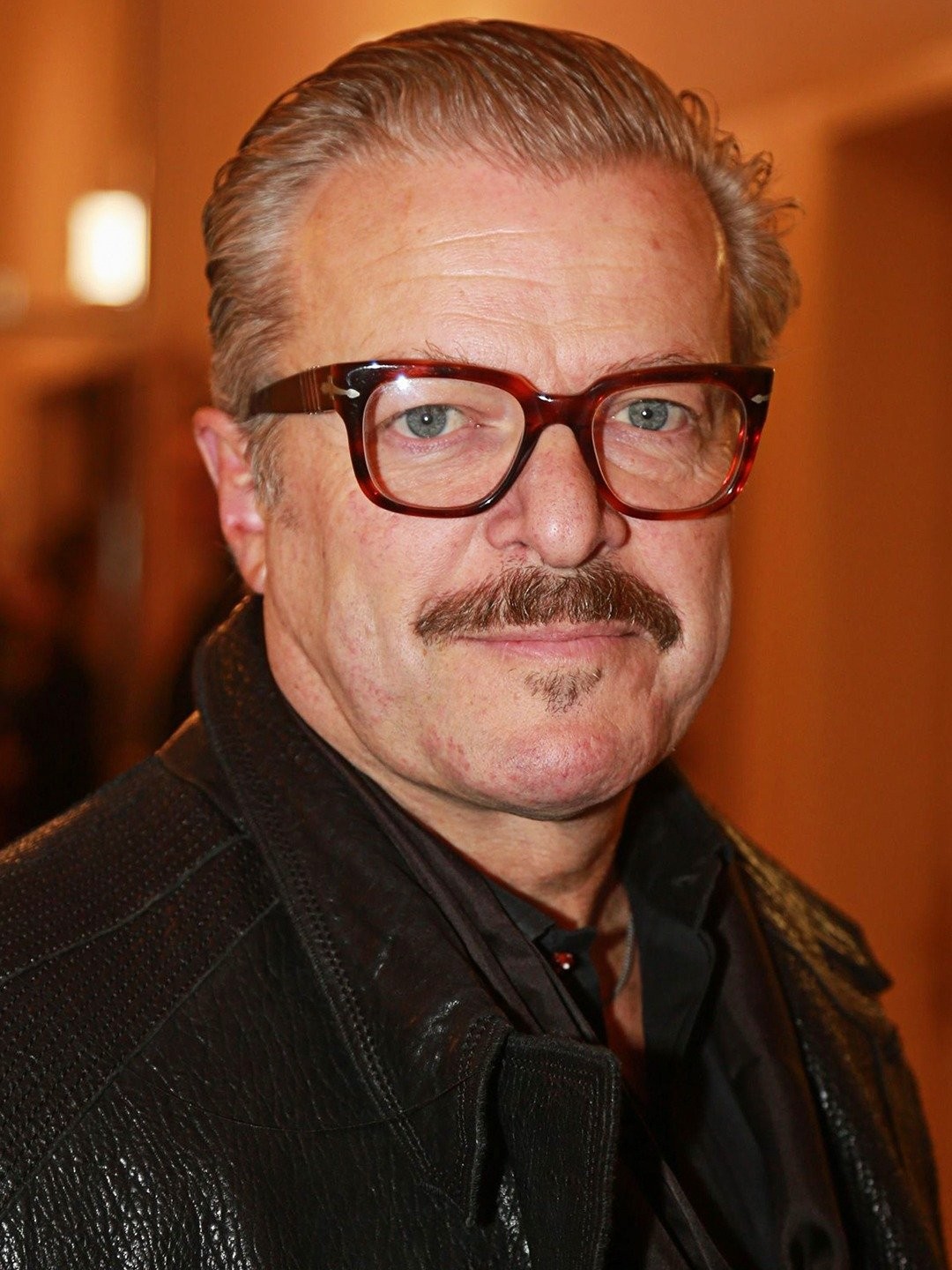 Roland Koch Pictures | Rotten Tomatoes