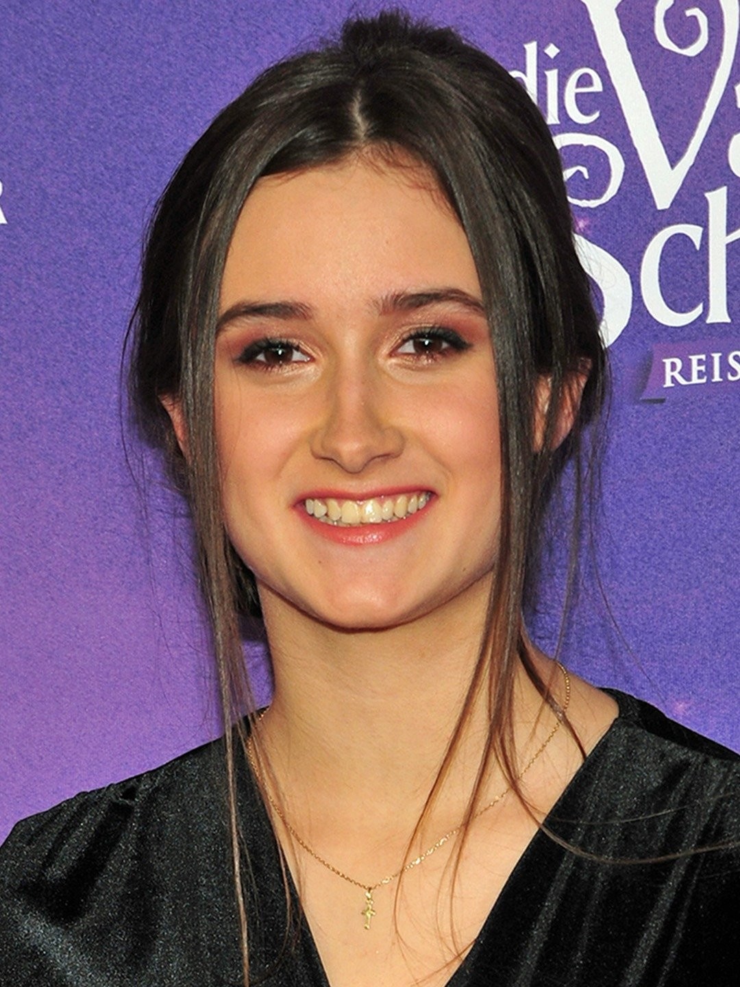 Laura Antonia Roge Pictures | Rotten Tomatoes