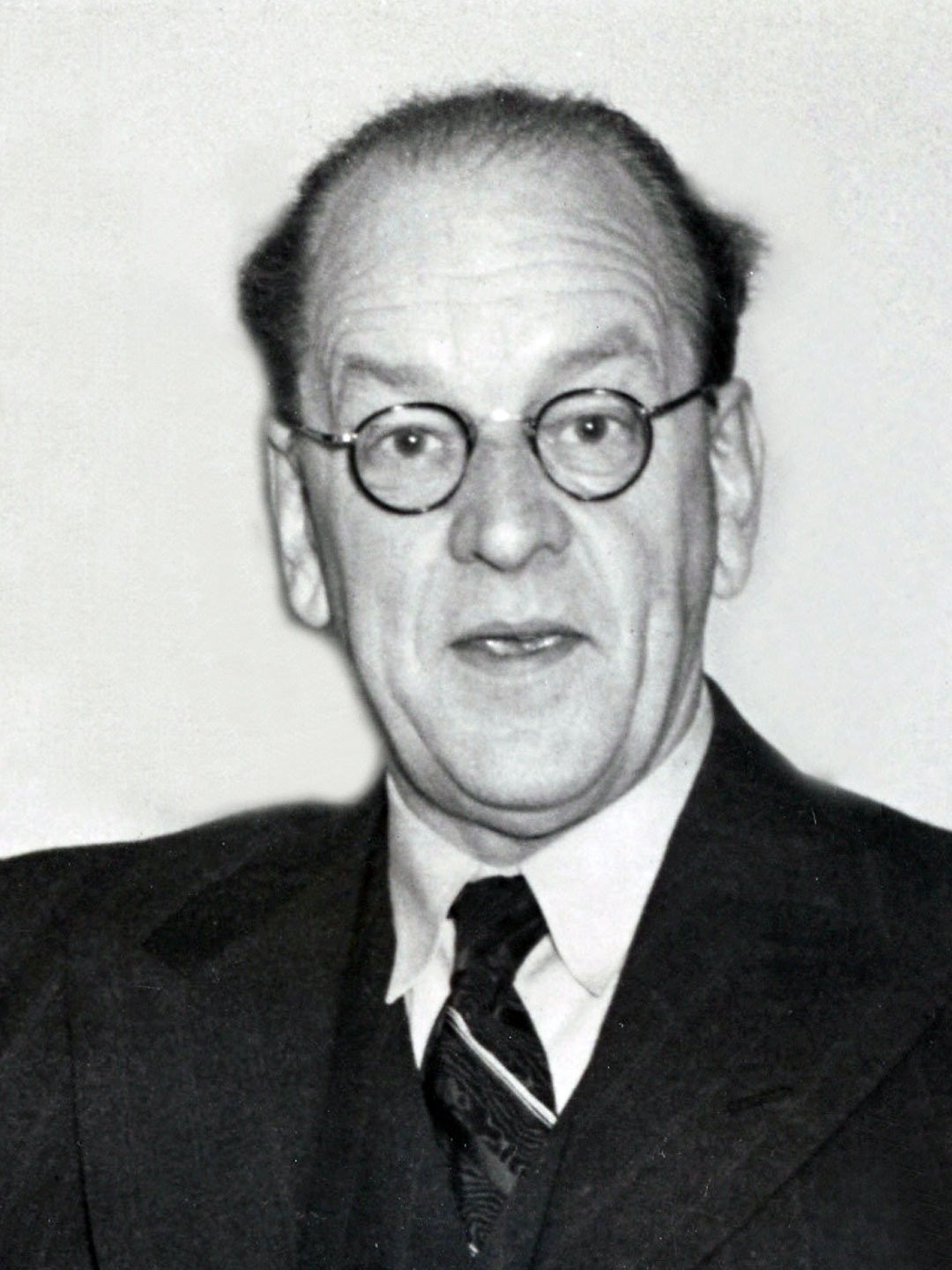 Ivar Kåge Pictures | Rotten Tomatoes