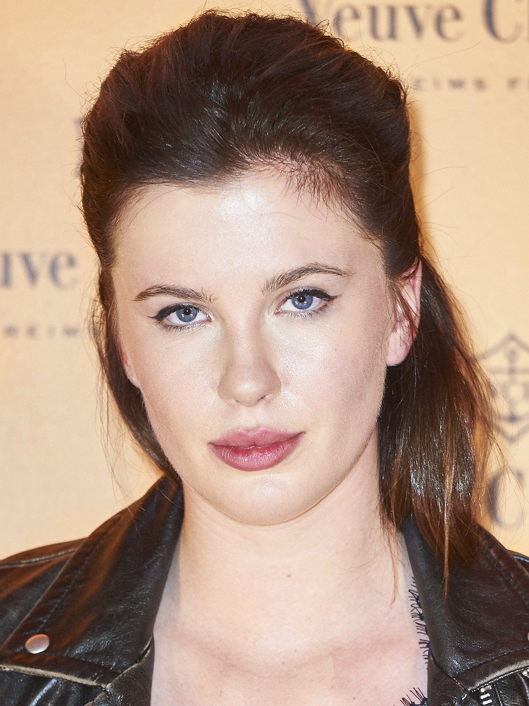 Ireland Baldwin Pictures | Rotten Tomatoes