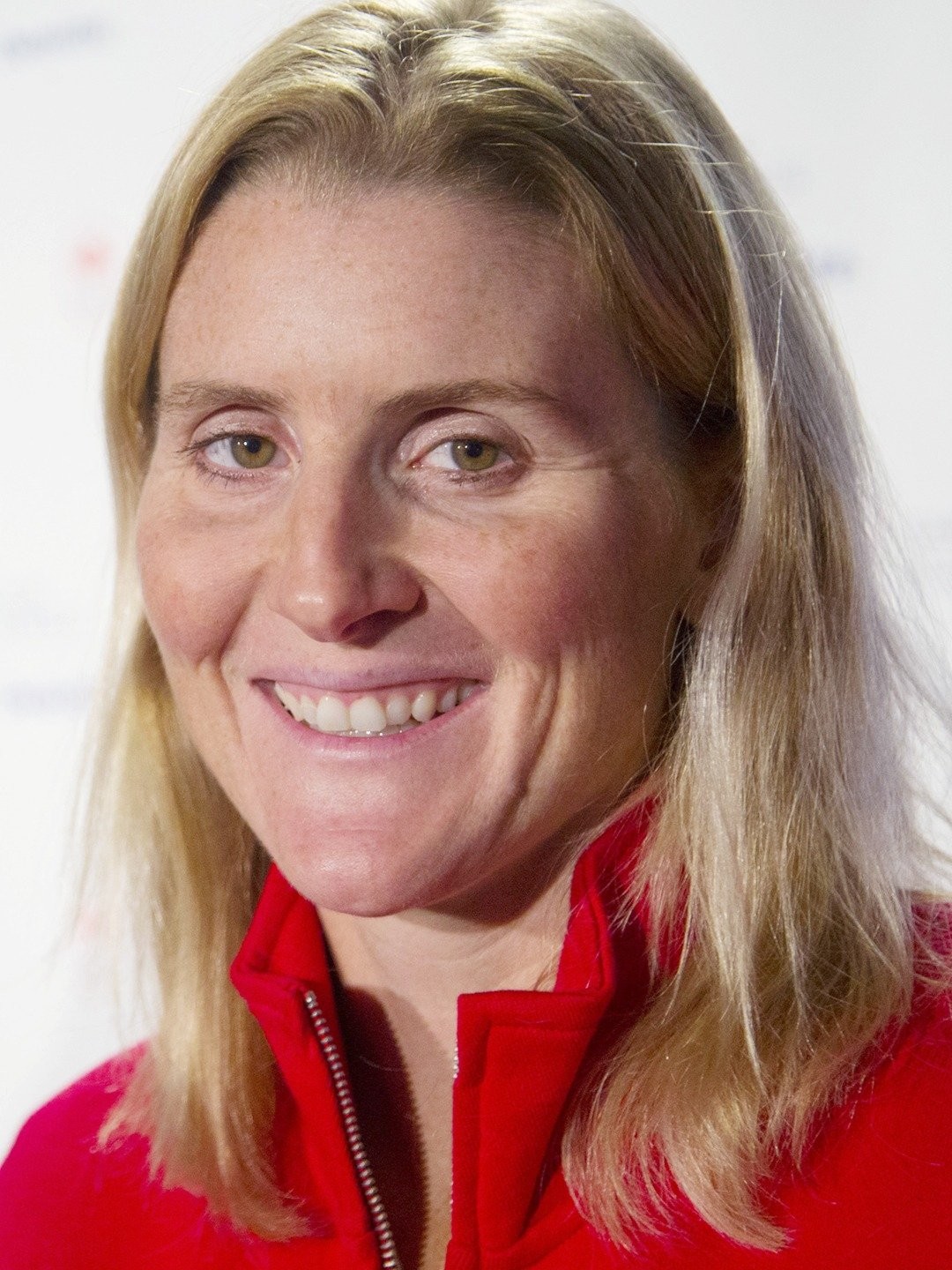 Hayley Wickenheiser Pictures | Rotten Tomatoes