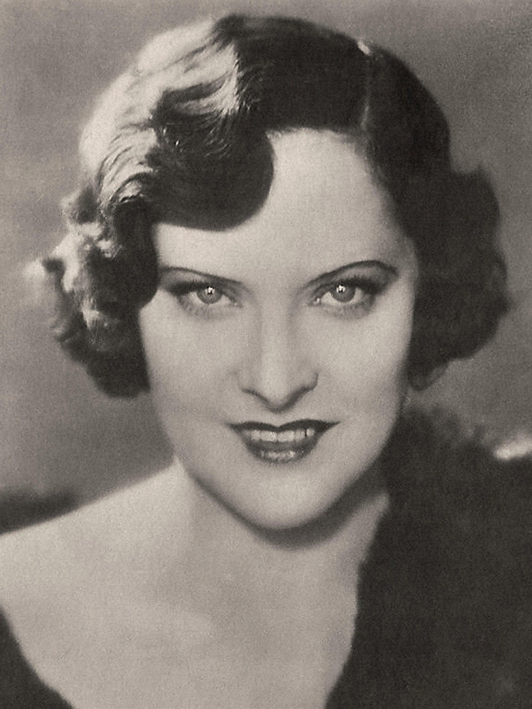 Gina Manès Pictures | Rotten Tomatoes