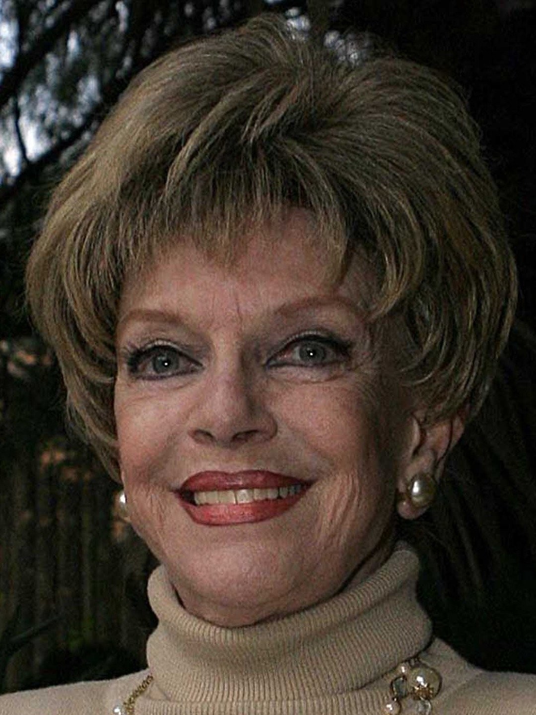 Martha Roth Pictures | Rotten Tomatoes