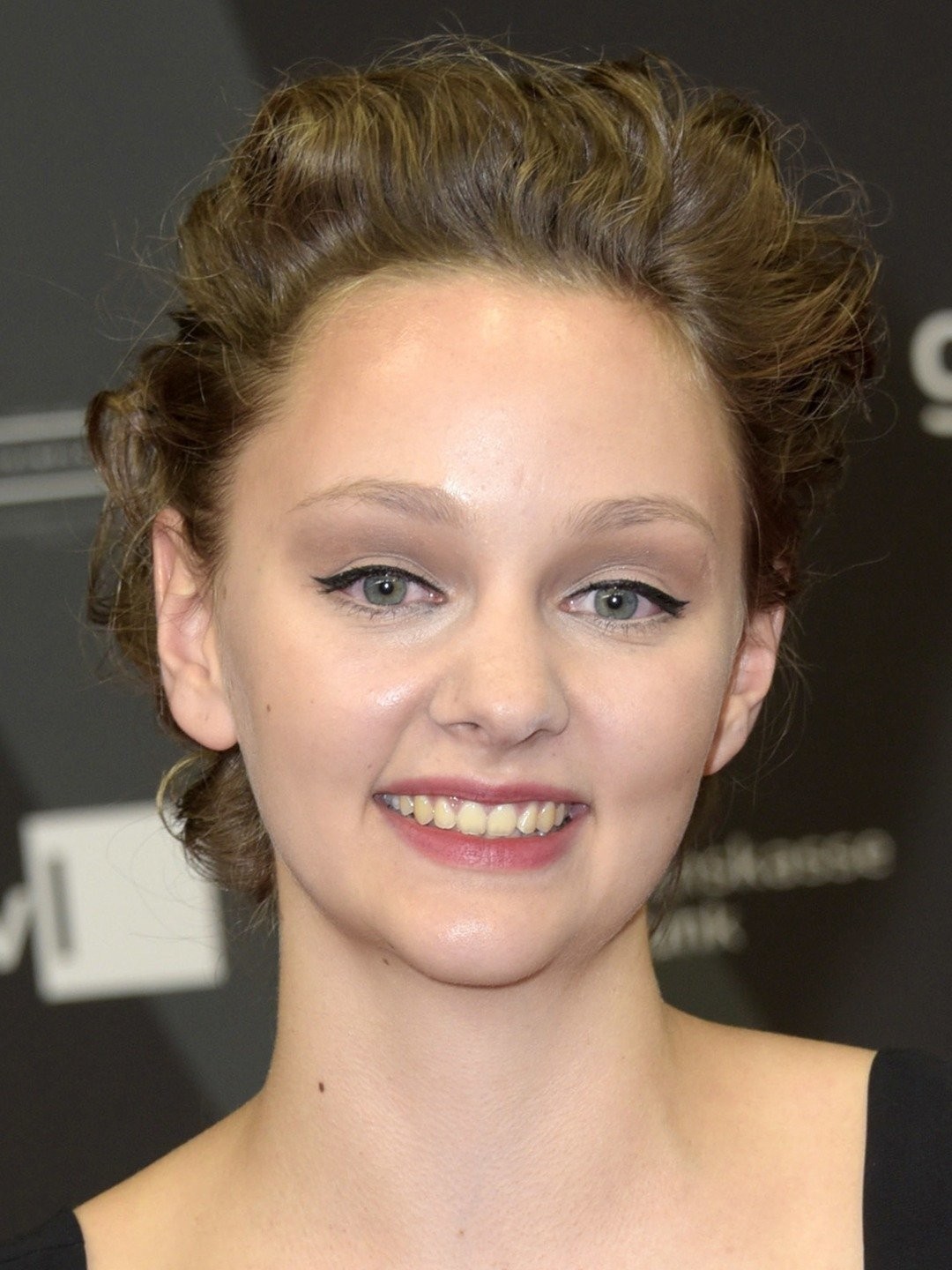 Mathilde Bundschuh Pictures | Rotten Tomatoes