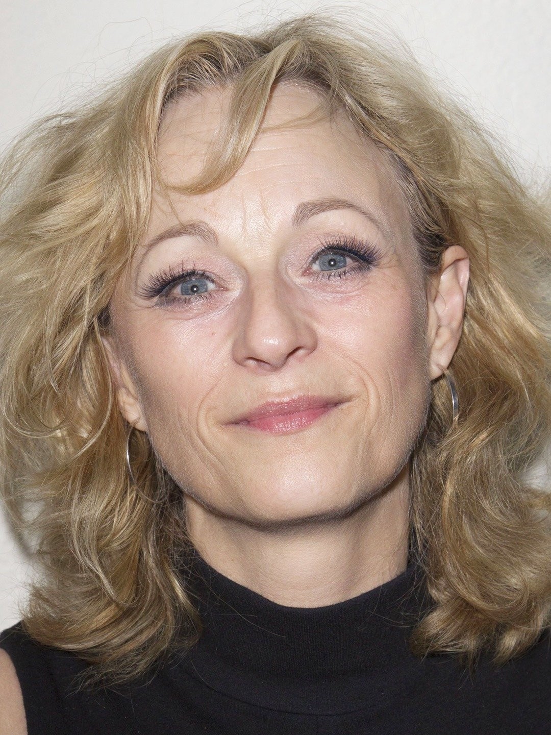Lizzy McInnerny Pictures | Rotten Tomatoes