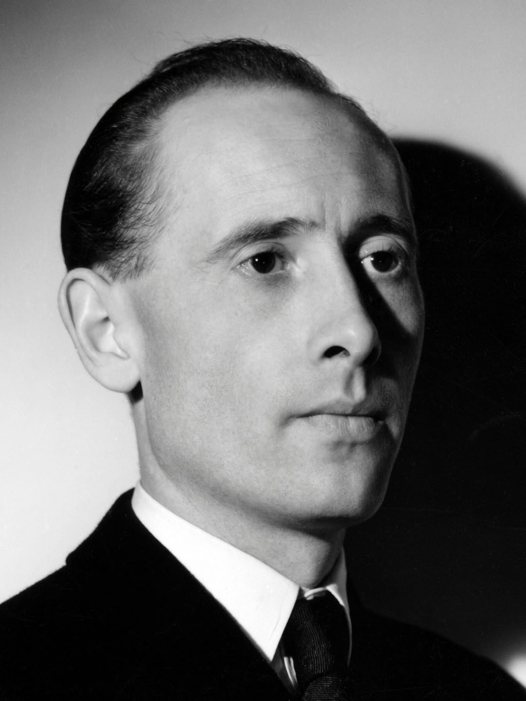 Roy Ward Baker Pictures | Rotten Tomatoes