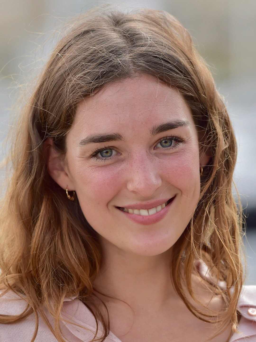 Hélène Kuhn Pictures | Rotten Tomatoes