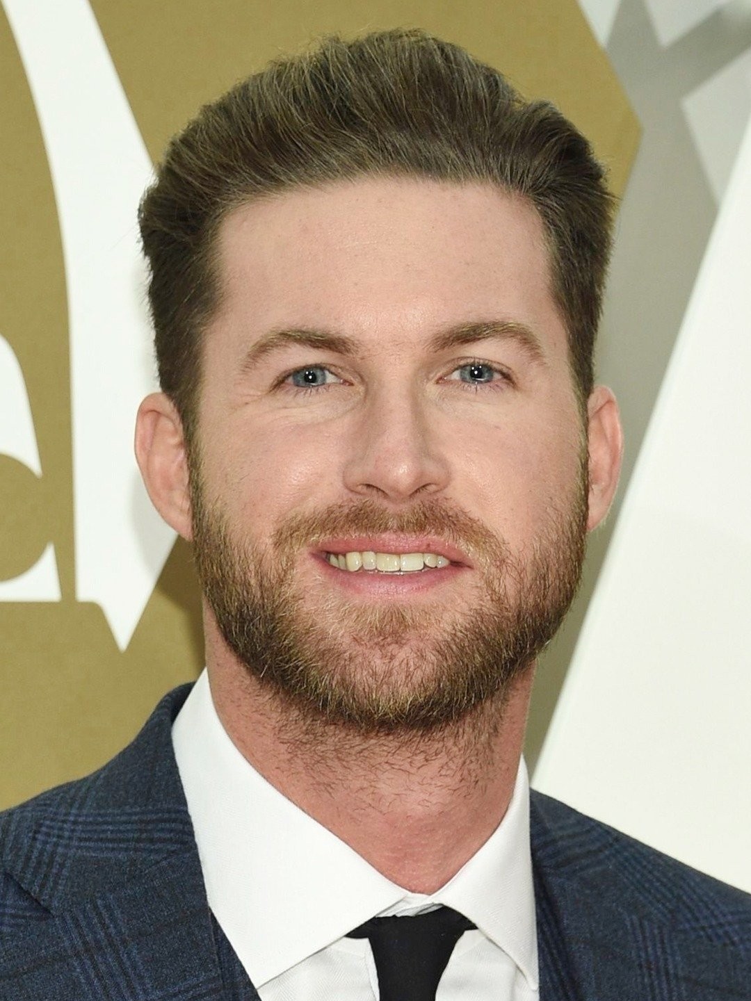 Riley Green Pictures | Rotten Tomatoes