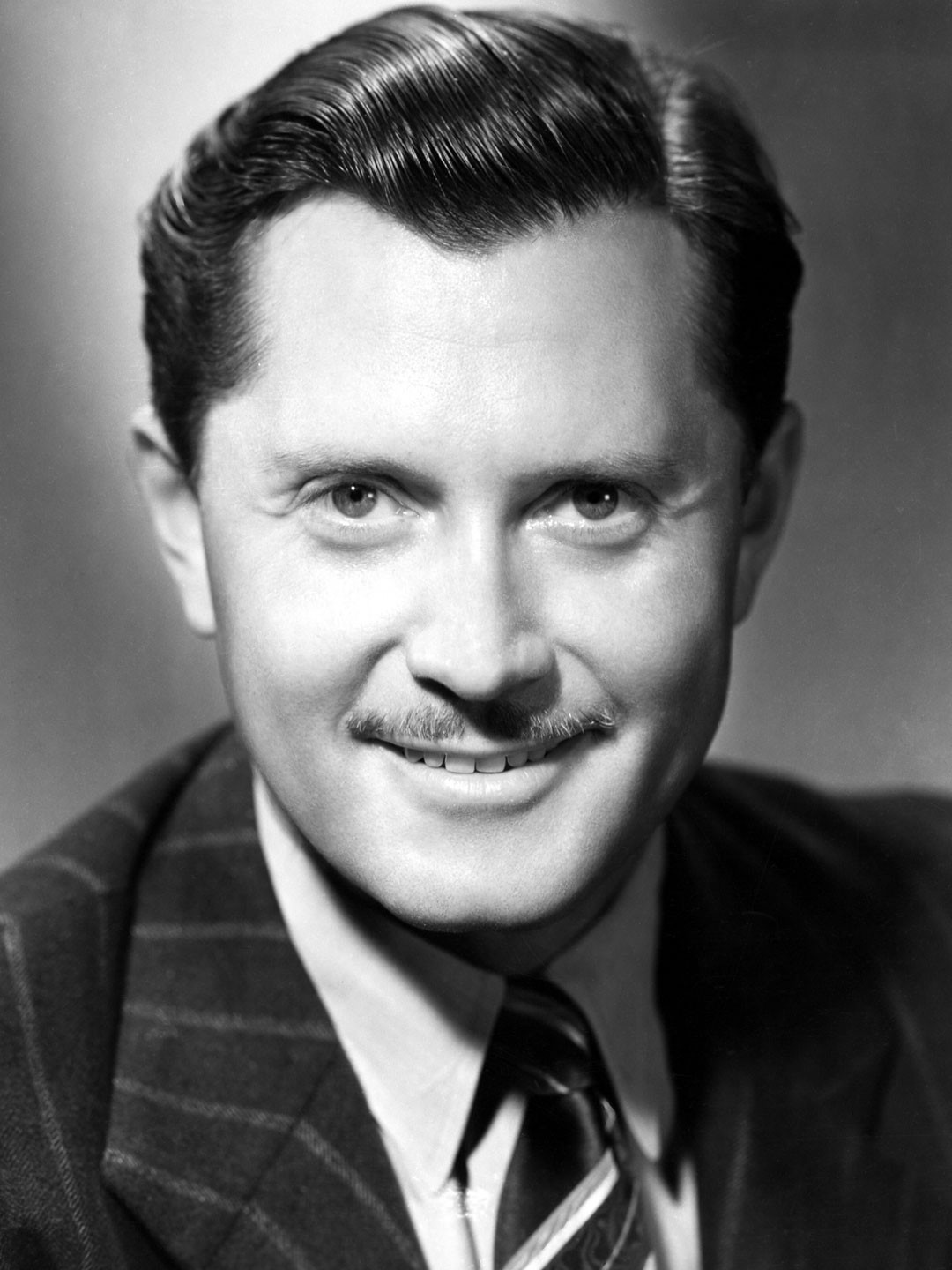 Carl Esmond Pictures | Rotten Tomatoes