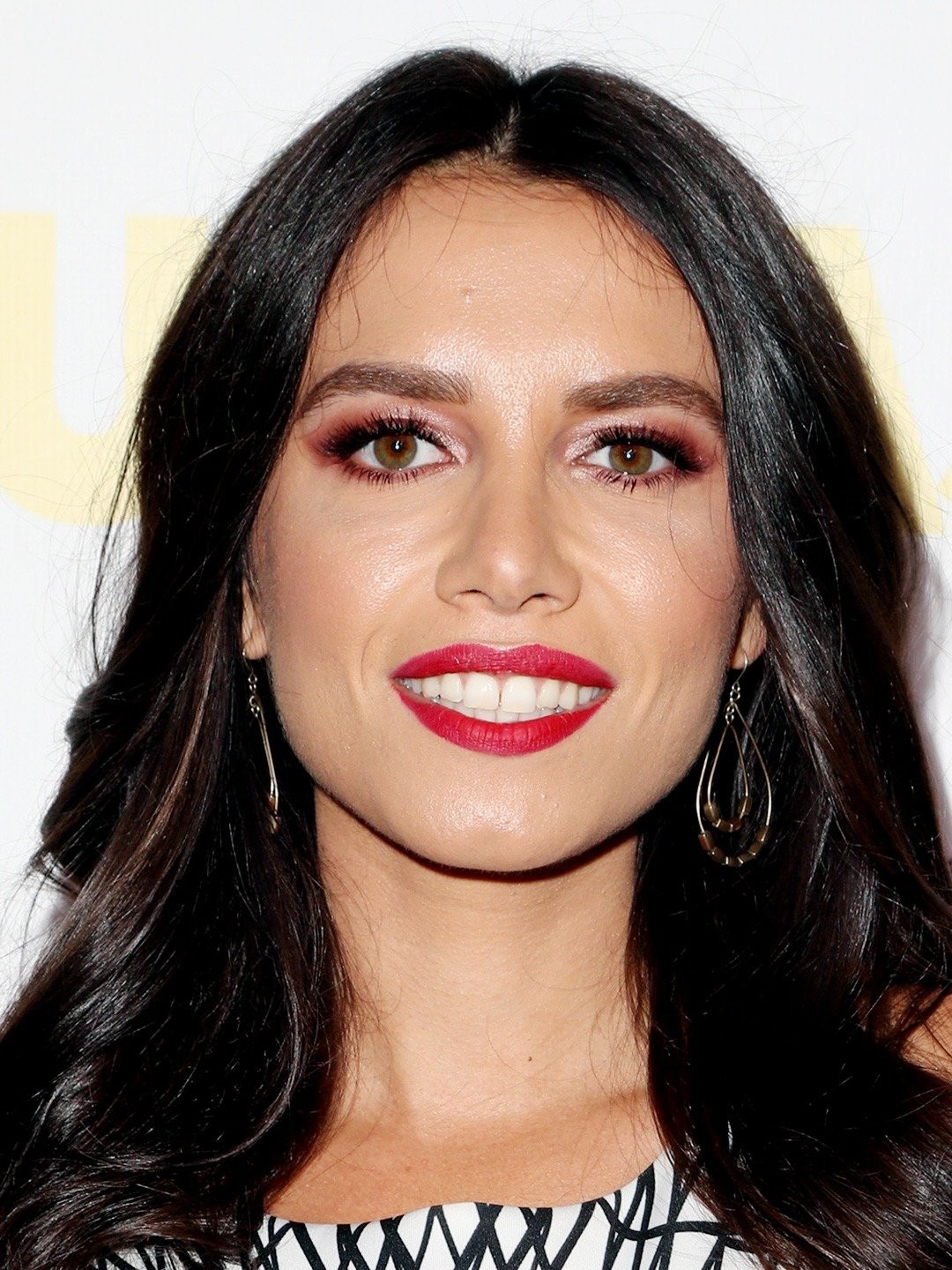 Bella Popa Pictures | Rotten Tomatoes