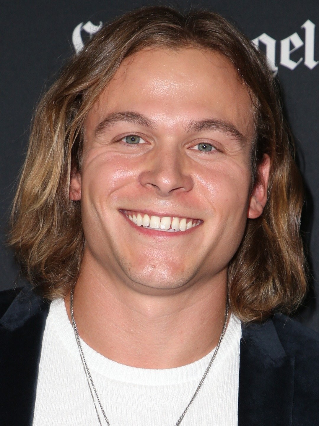 Jordan Christian Hearn Pictures | Rotten Tomatoes