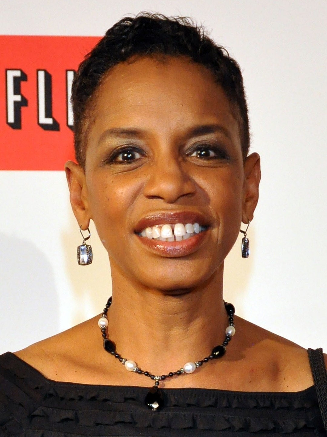 Donna Edwards Pictures | Rotten Tomatoes