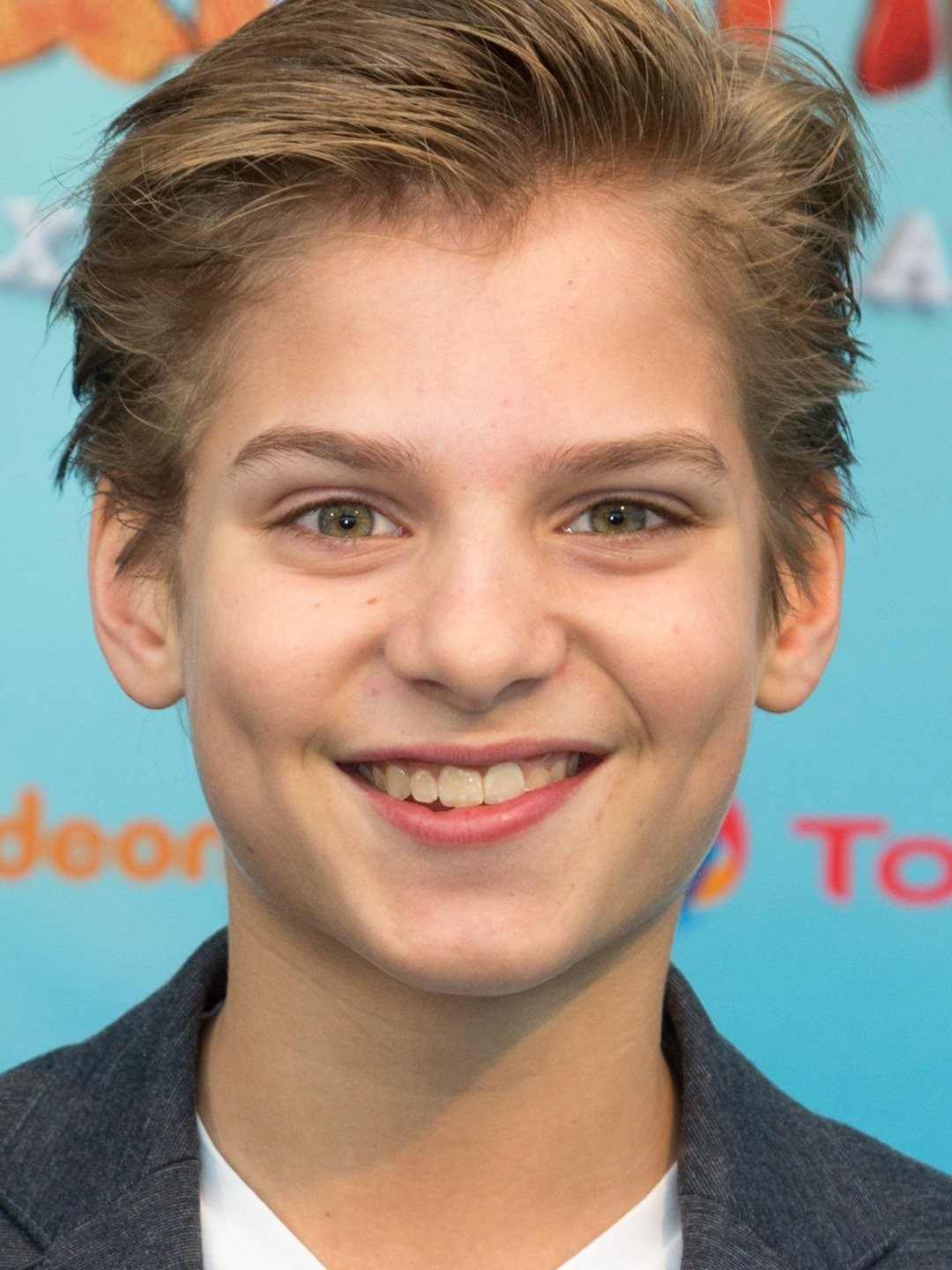 Julian Ras Pictures | Rotten Tomatoes