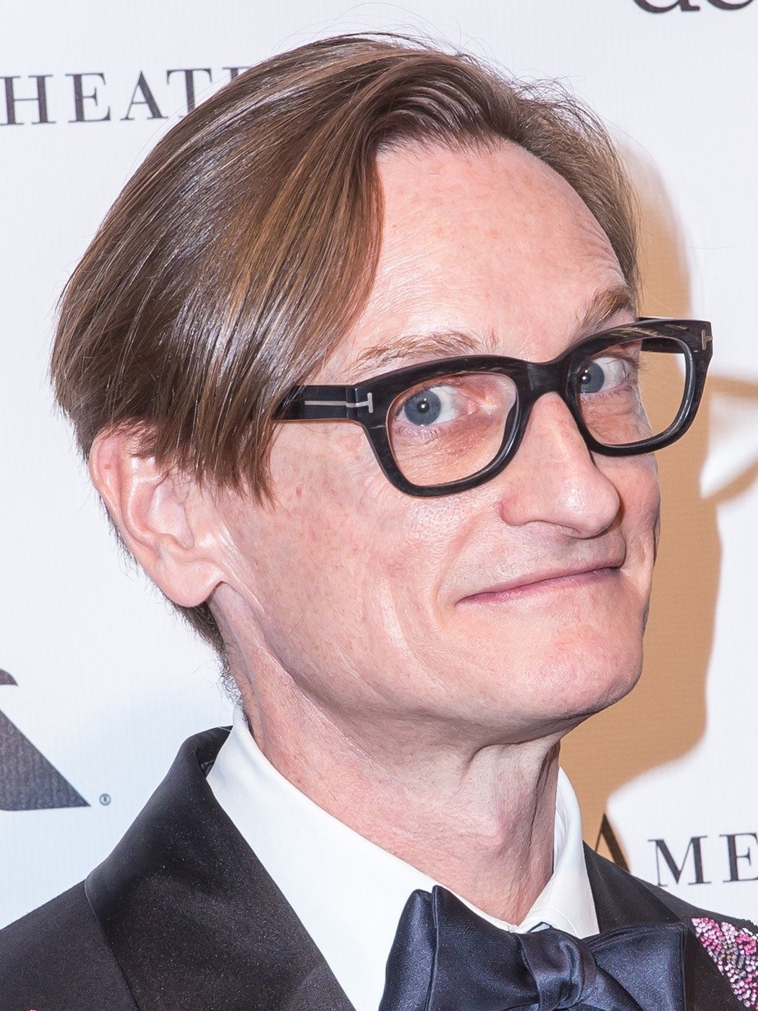 Hamish Bowles Pictures | Rotten Tomatoes