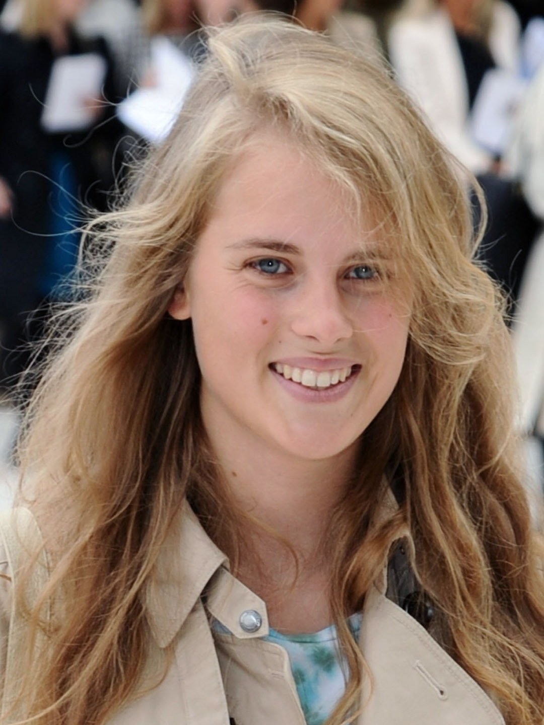 Marika Hackman Pictures | Rotten Tomatoes