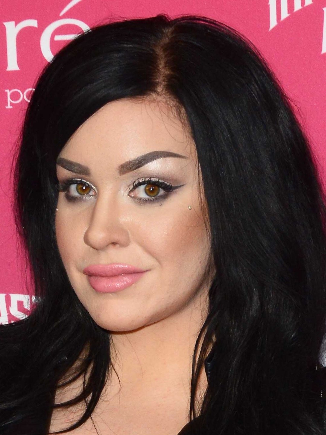 Nikki Simpson Pictures | Rotten Tomatoes