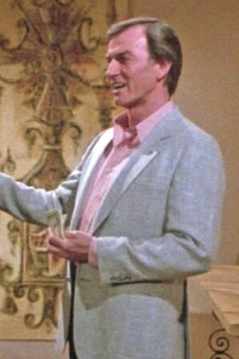 The Skip Family Robinson Pictures - Rotten Tomatoes