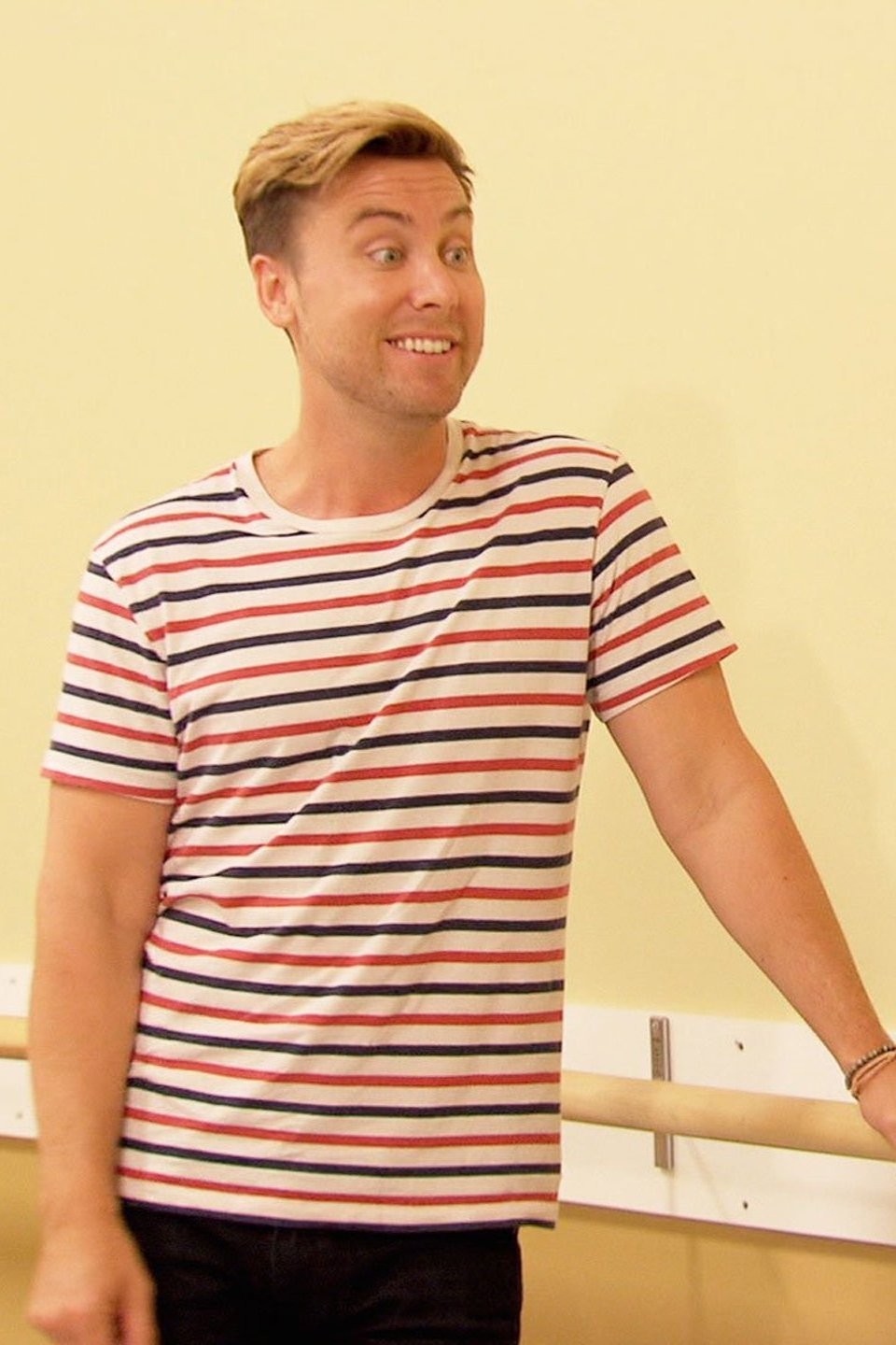 Kick Some Sash Pictures - Rotten Tomatoes