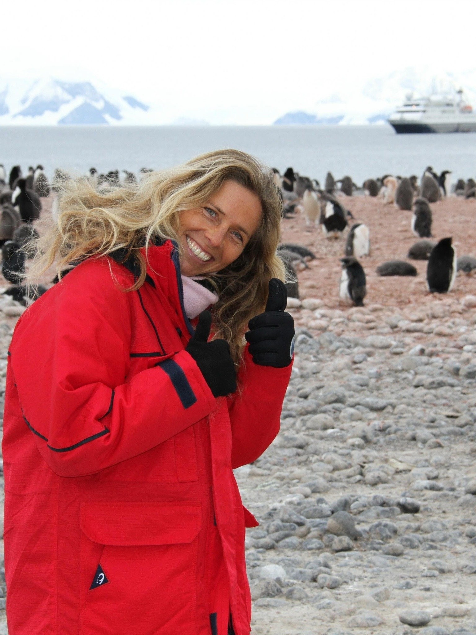 Antarctica: Unpredictable Weather Pictures | Rotten Tomatoes