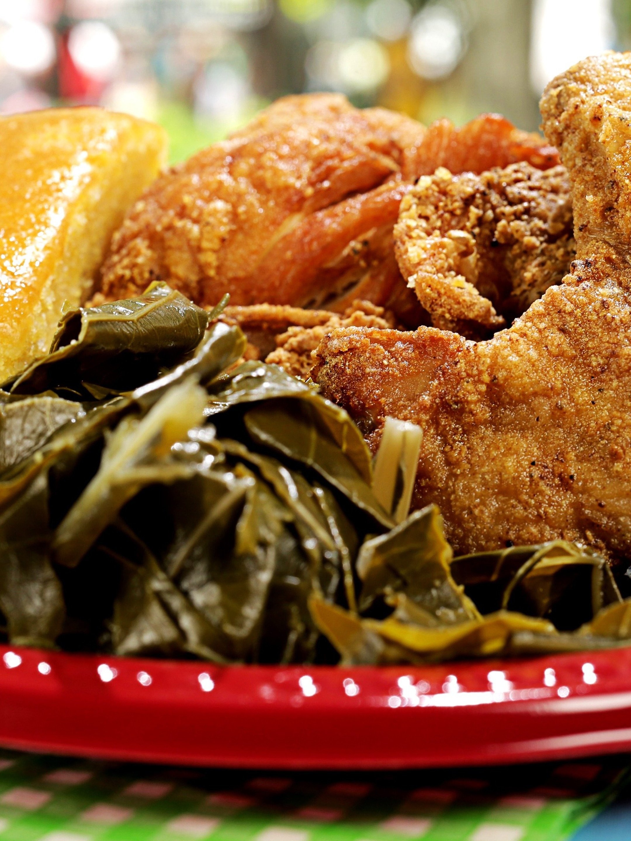 All American Eats Pictures | Rotten Tomatoes