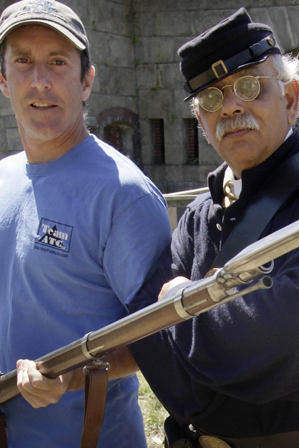 Gunslingers Pictures | Rotten Tomatoes