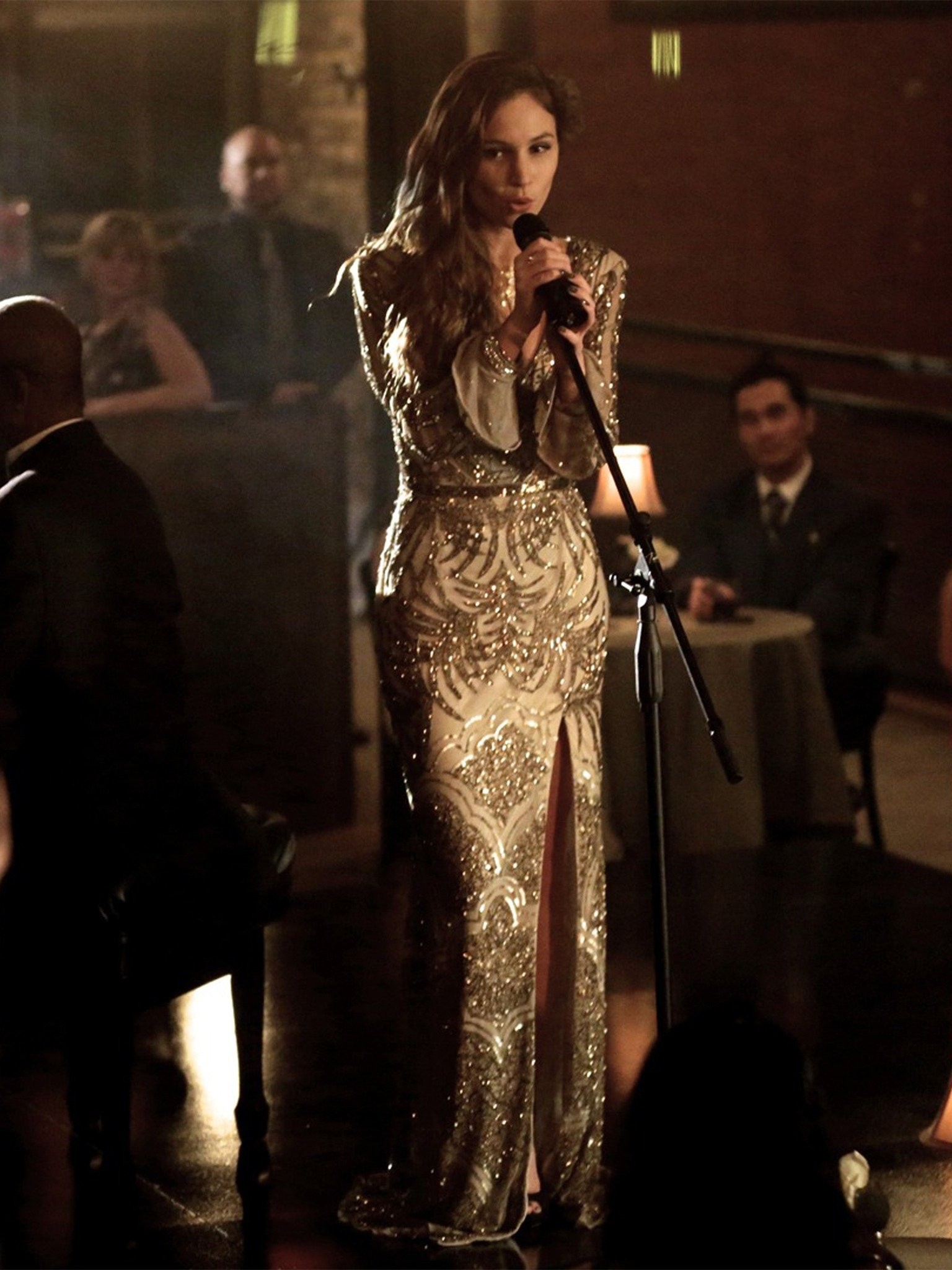 She Ain't Right Pictures | Rotten Tomatoes