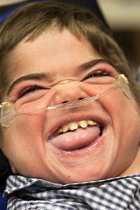 Locked-In Boy Pictures | Rotten Tomatoes