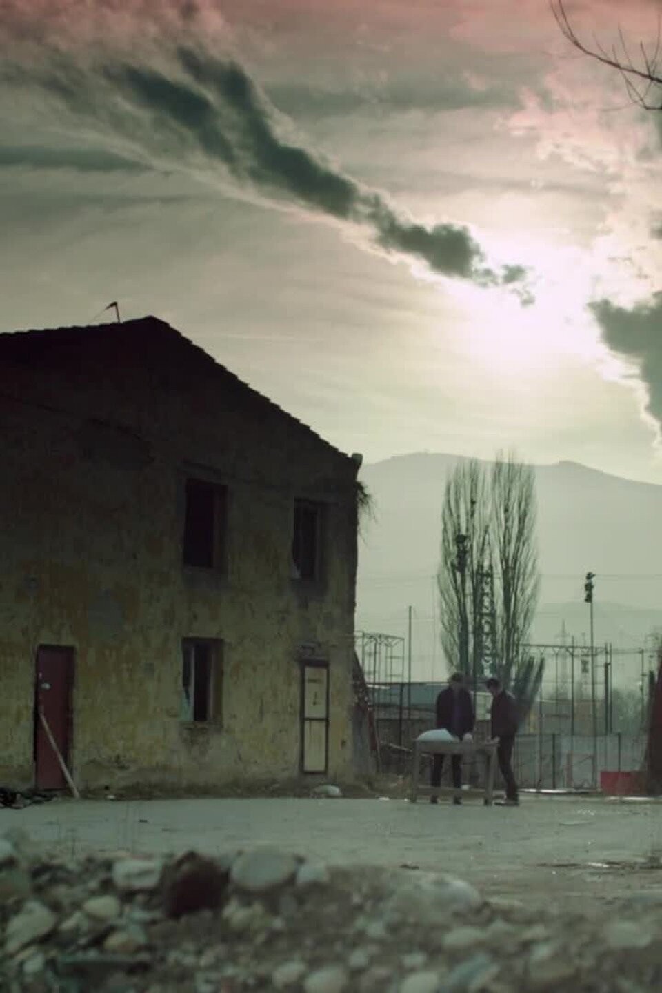 False Track Pictures - Rotten Tomatoes