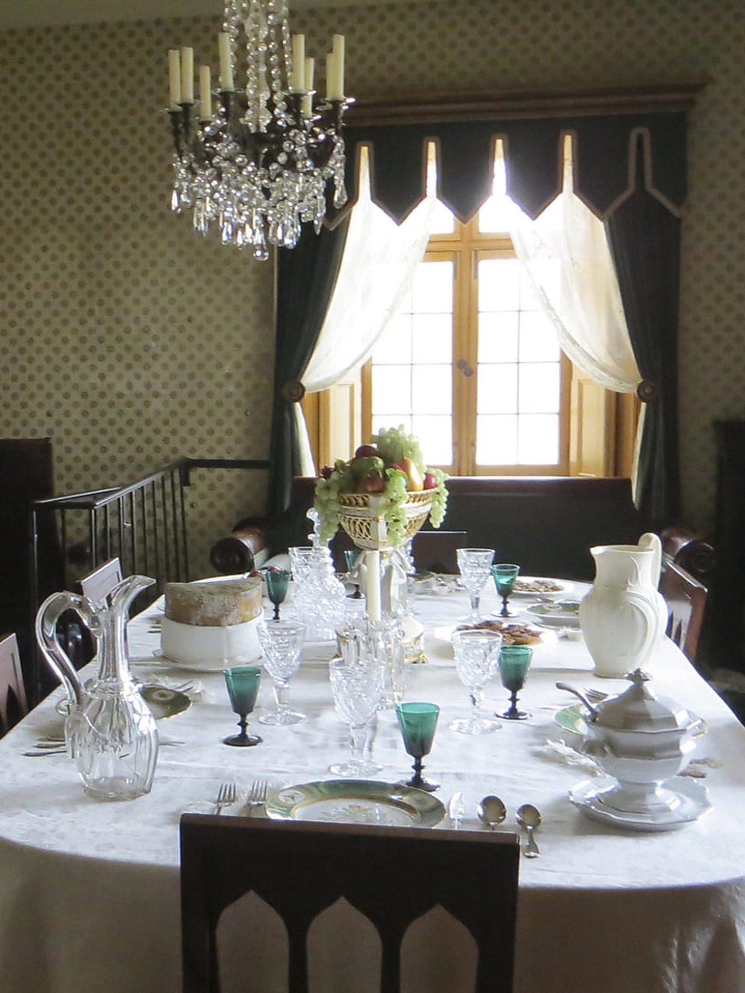 Space Angels and More Pictures | Rotten Tomatoes