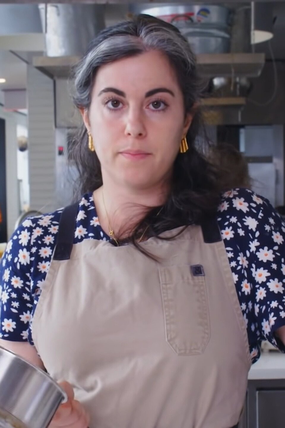 Pastry Chef Attempts to Make Gourmet Oreos Pictures - Rotten Tomatoes