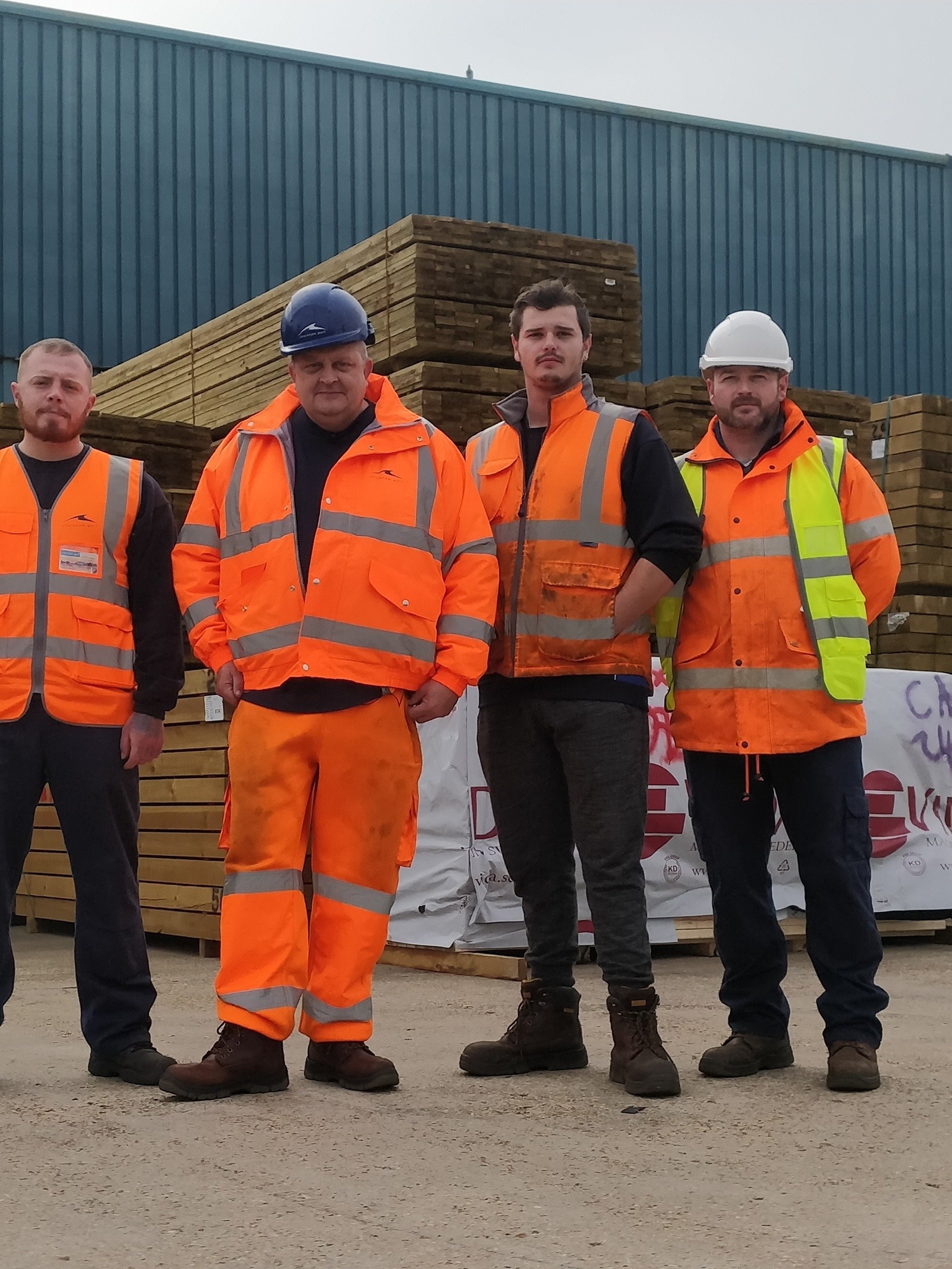 Jack Up Rig P1 - Darwin/Mining Machine Pictures | Rotten Tomatoes