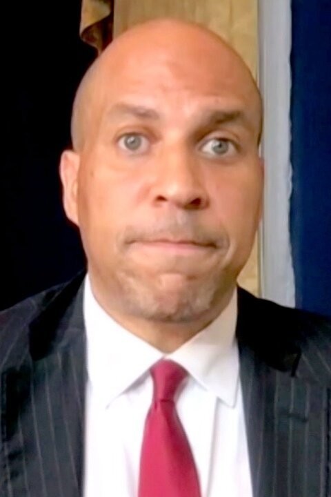 Cory Booker; Yahya Abdul-Mateen II; Todd Sucherman Pictures - Rotten ...