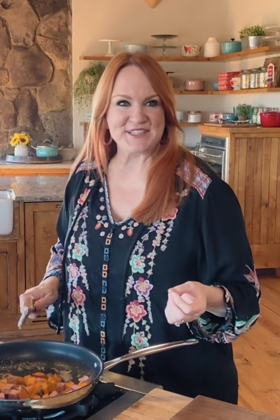 Home Sweet Home: Brunch Bites Pictures | Rotten Tomatoes