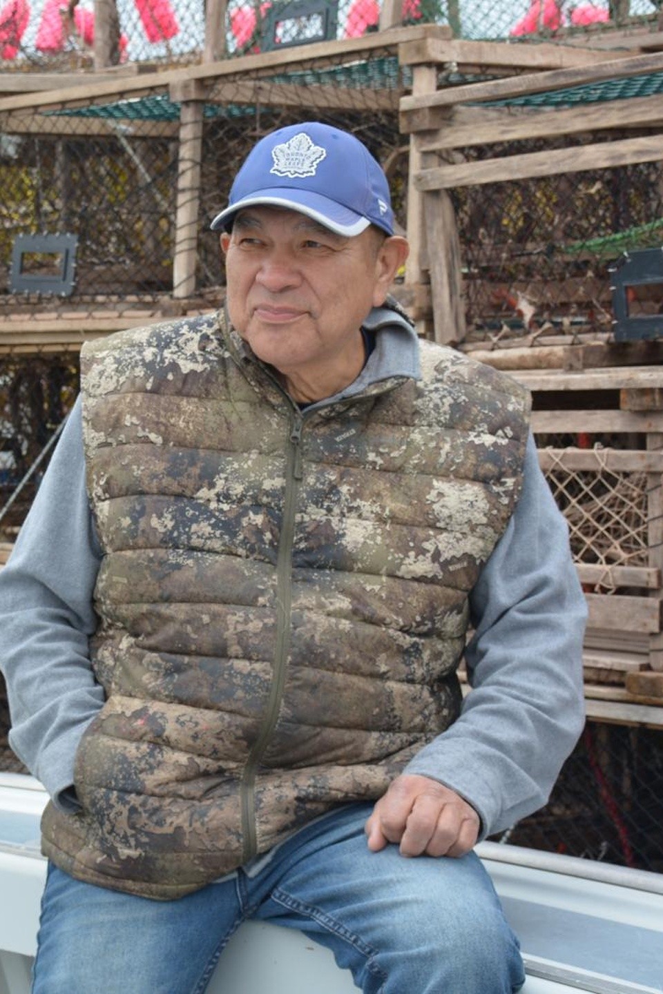 DURNEY: There's Always Something to Catch Pictures - Rotten Tomatoes