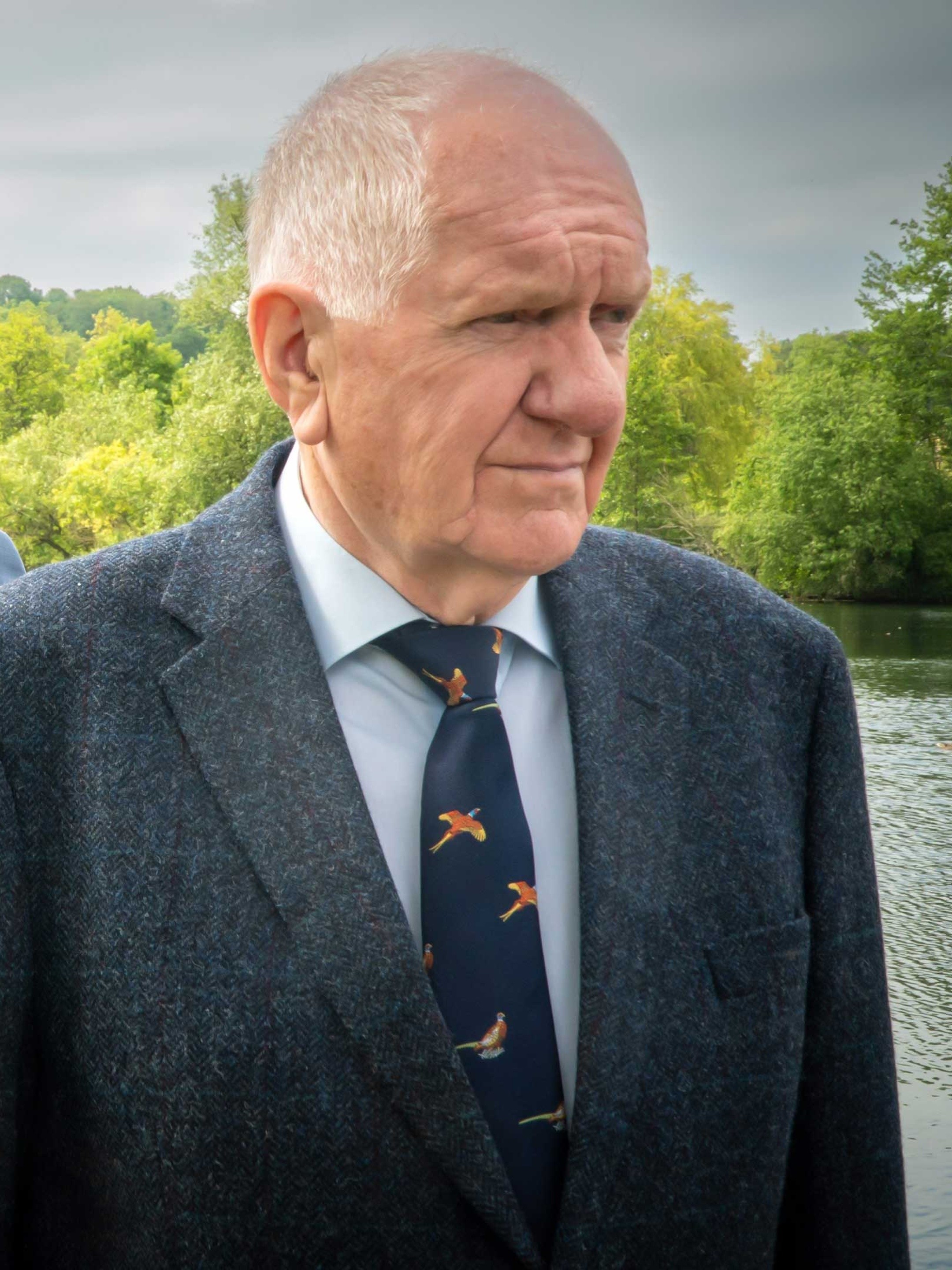 Claws Out Pictures | Rotten Tomatoes