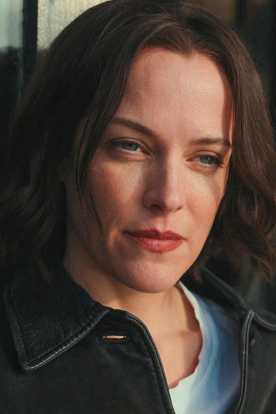 Looking Glass Pictures | Rotten Tomatoes