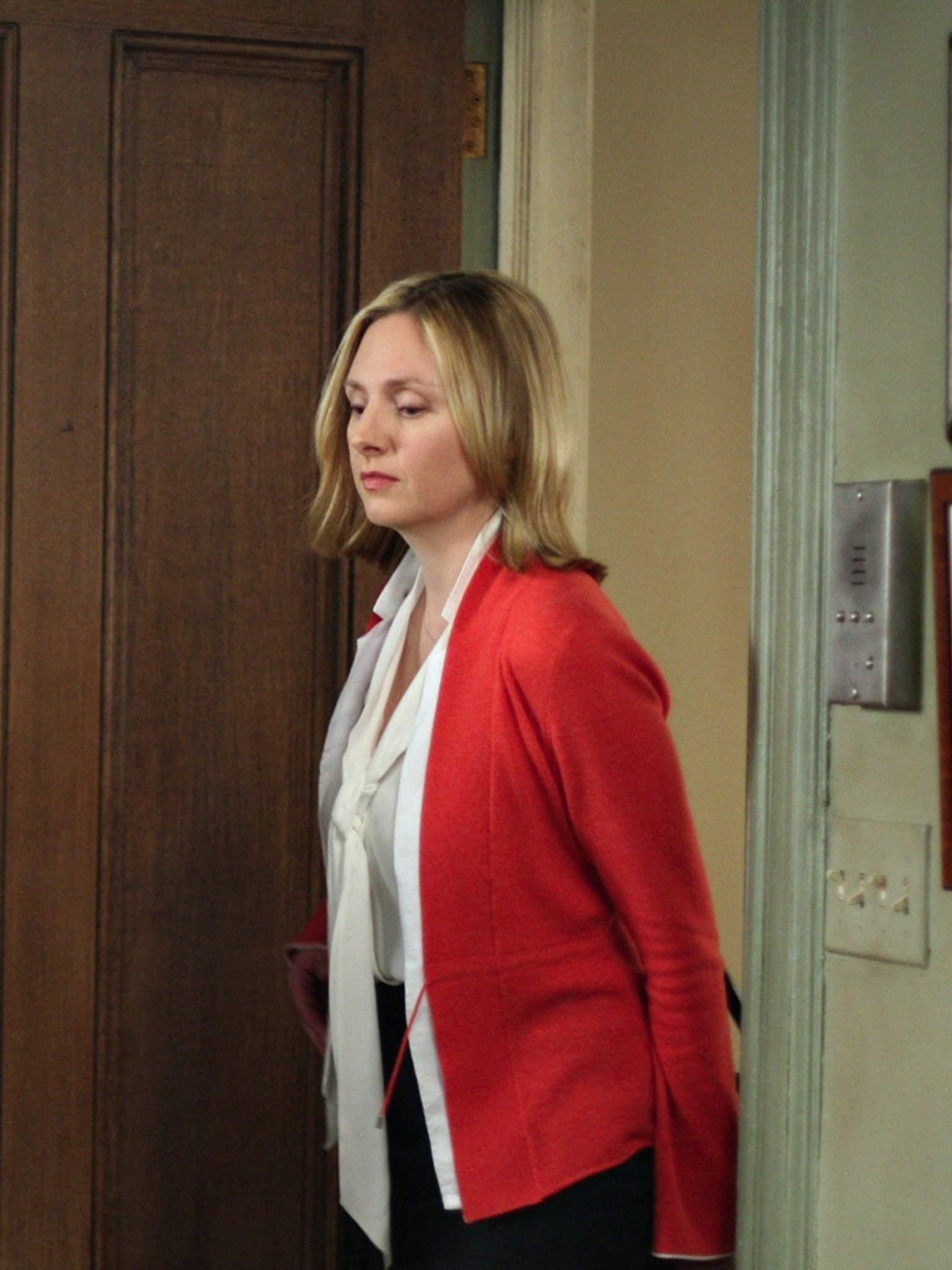 Mia: Week Seven Pictures - Rotten Tomatoes