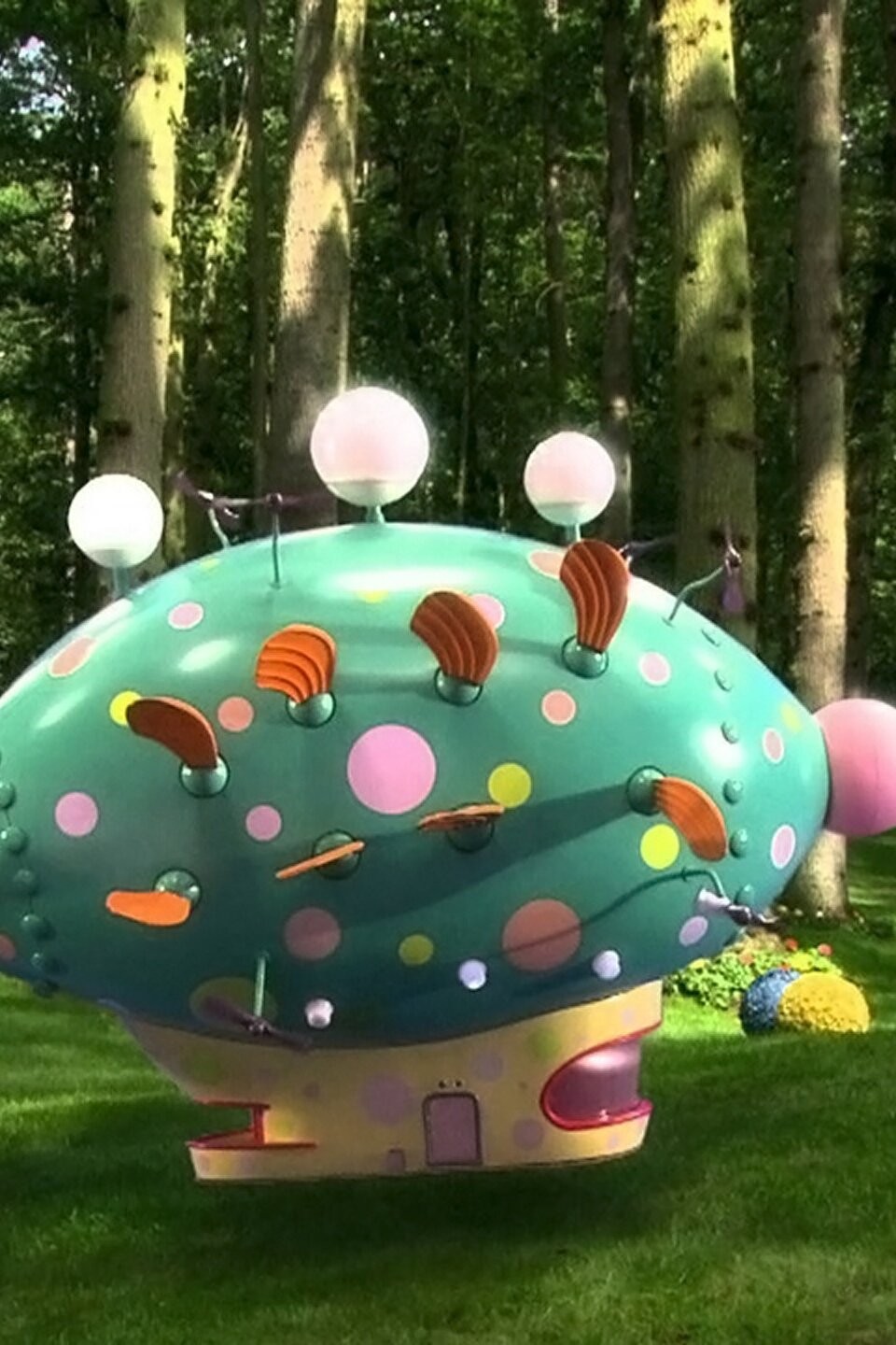 Long and Ponky Ride in the Pinky Ponk Pictures | Rotten Tomatoes