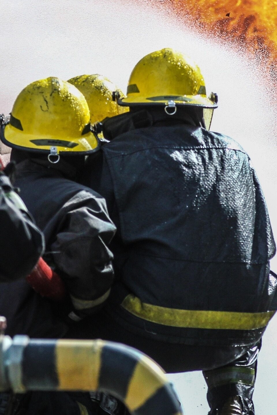 High-Rise Inferno; Raging Flood Pictures | Rotten Tomatoes