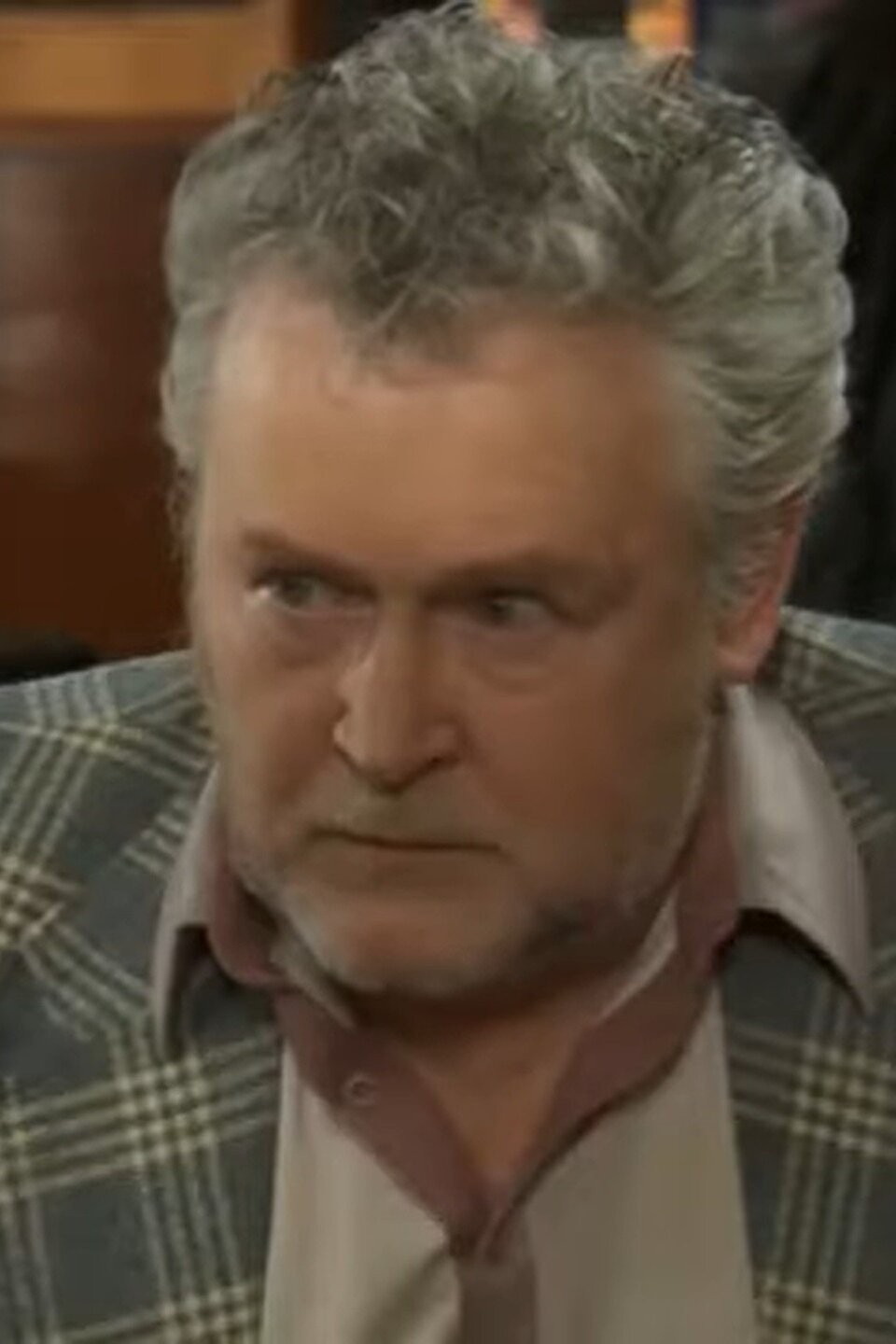 Cuts Pictures | Rotten Tomatoes