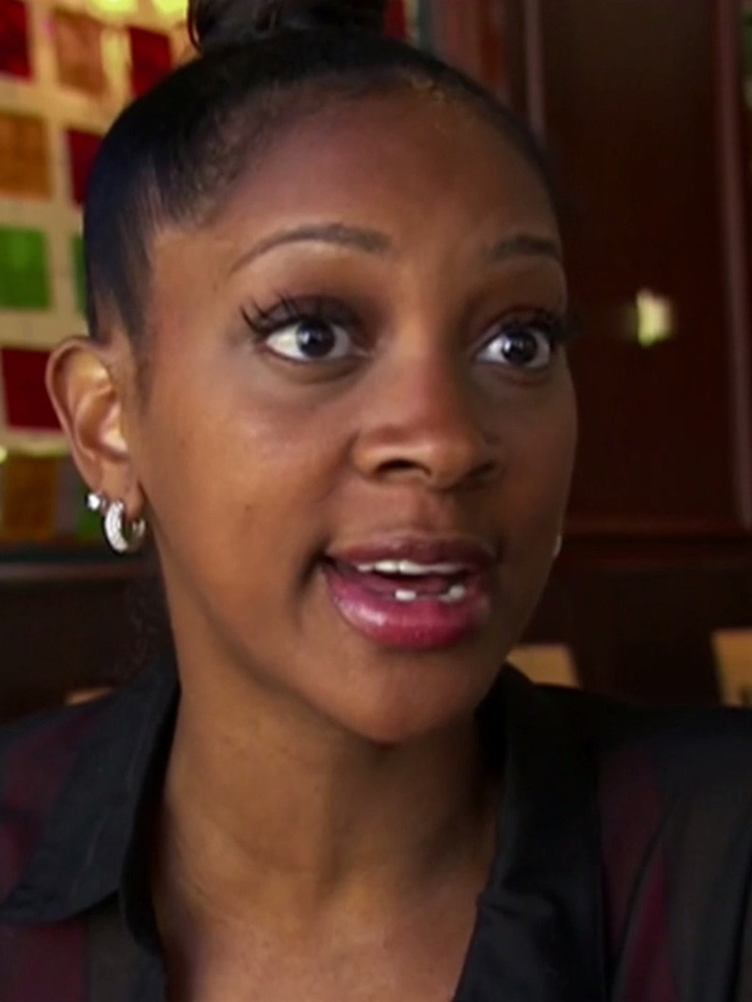 Fix My Backstabbing Friends Pictures | Rotten Tomatoes