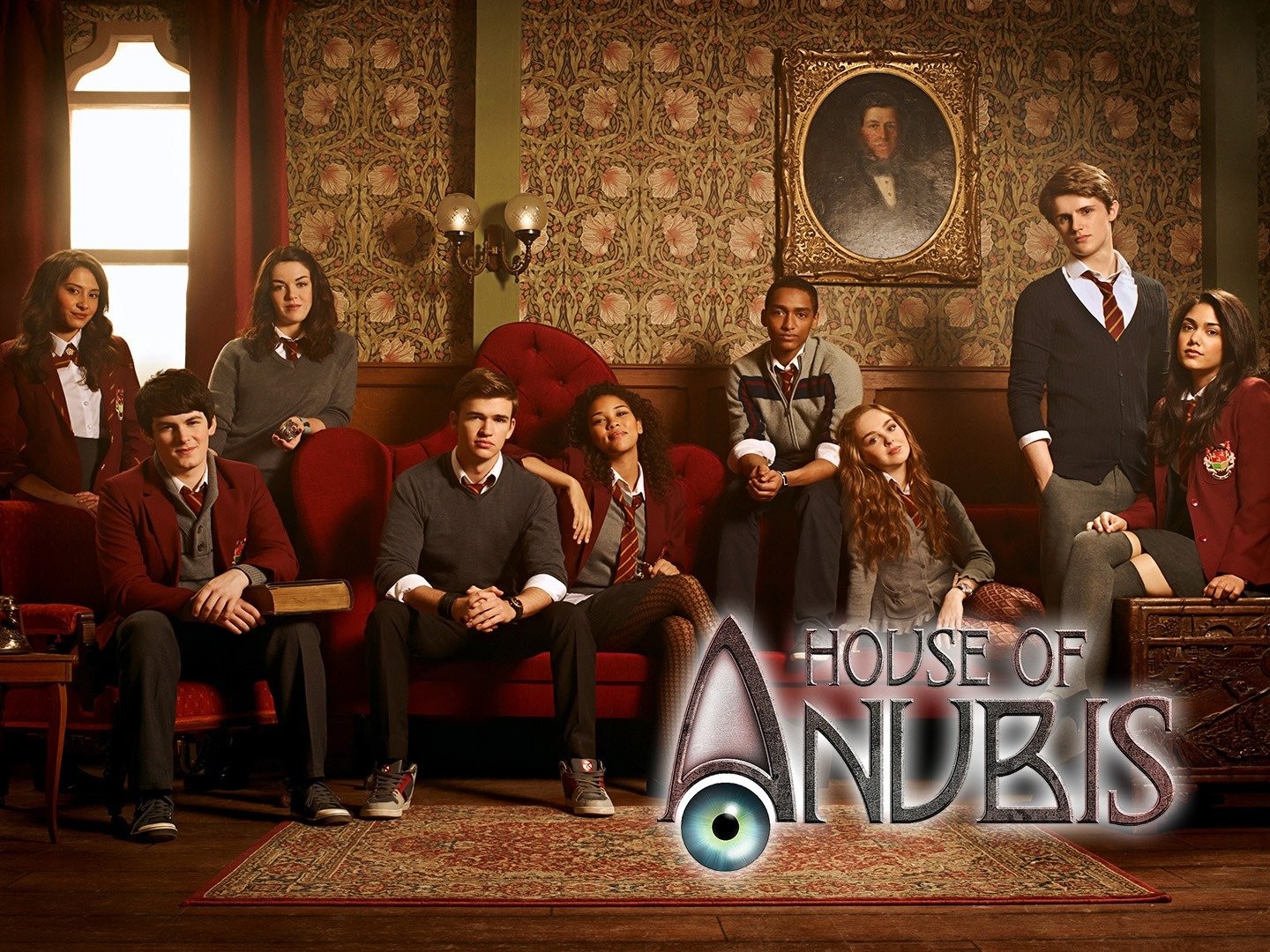 Burkely Duffield And Jade Ramsey Kissing